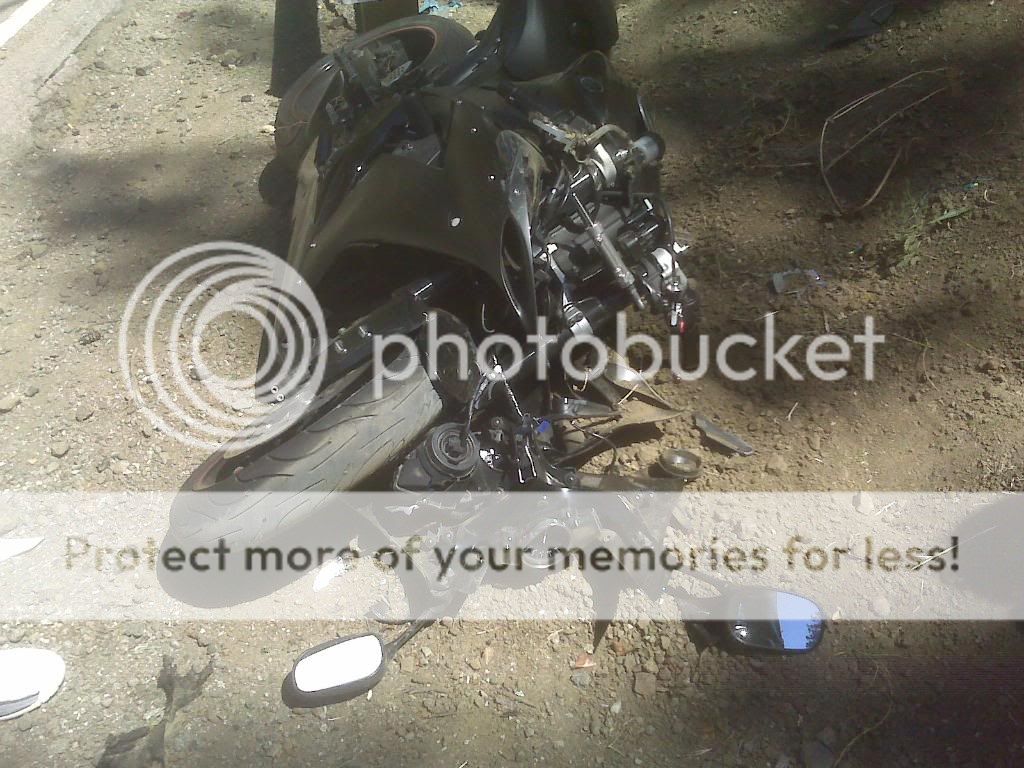 MyCrash MyProject 2005 Raven R1 | Yamaha R1 Forum: YZF-R1 Forums